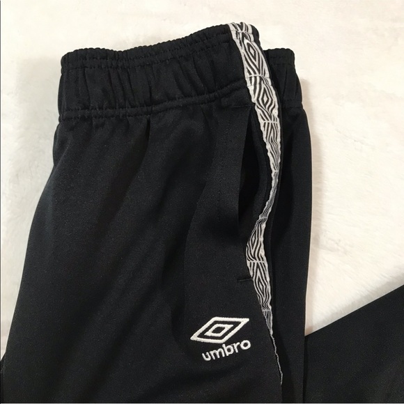Umbro | Pants & Jumpsuits | Nwt Umbro Black White Diamond Side Stripe Joggers | Poshmark